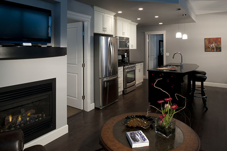 Mahogany At Mill Lake, 2180 Gladwin Road Abbotsford, BC - REW