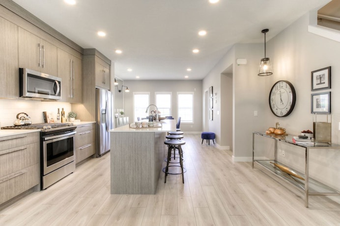 Dawson's Landing by Truman, Chestermere AB - REW