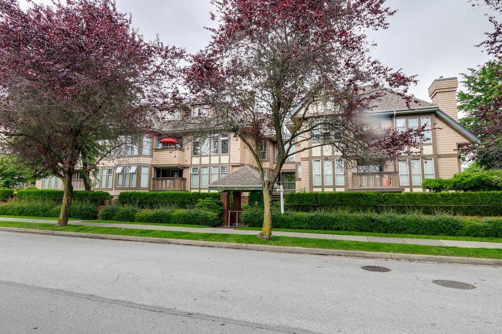 Connaught Estates 1, 623 14th Avenue West Vancouver, BC - REW