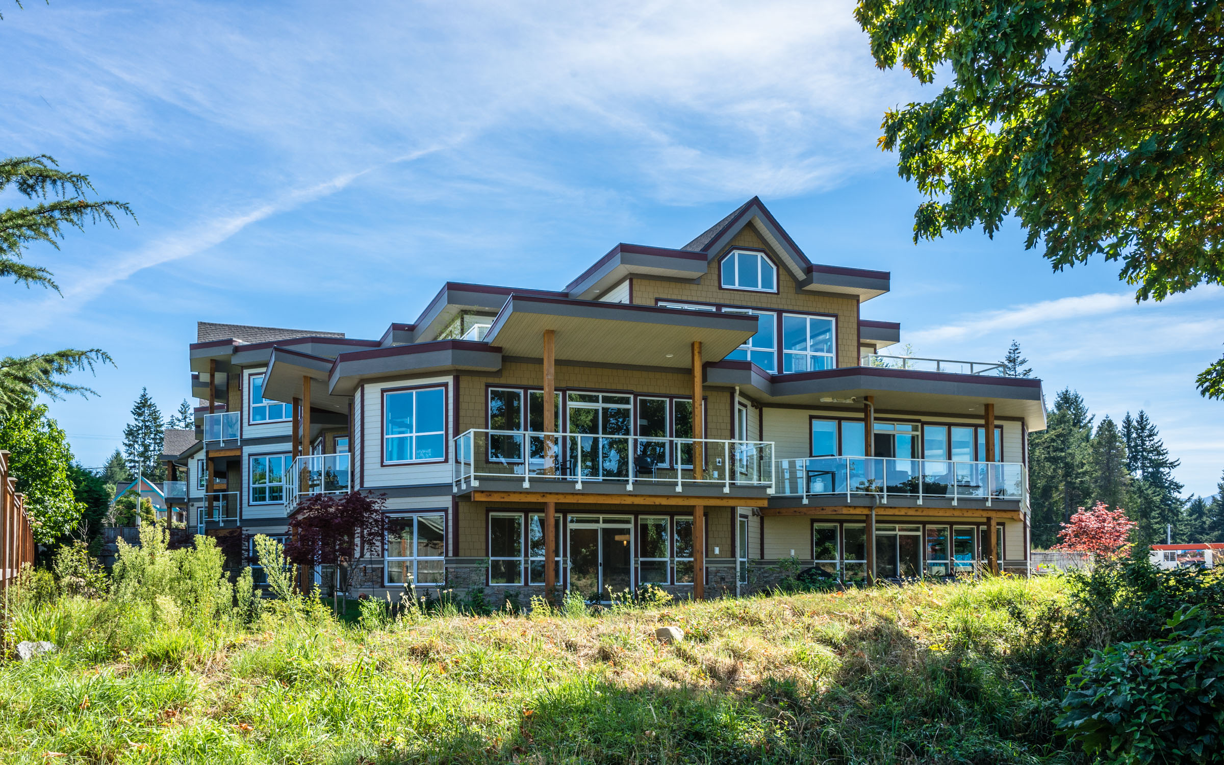 Qualicum College Heights, 439 College Road Qualicum Beach, BC - REW