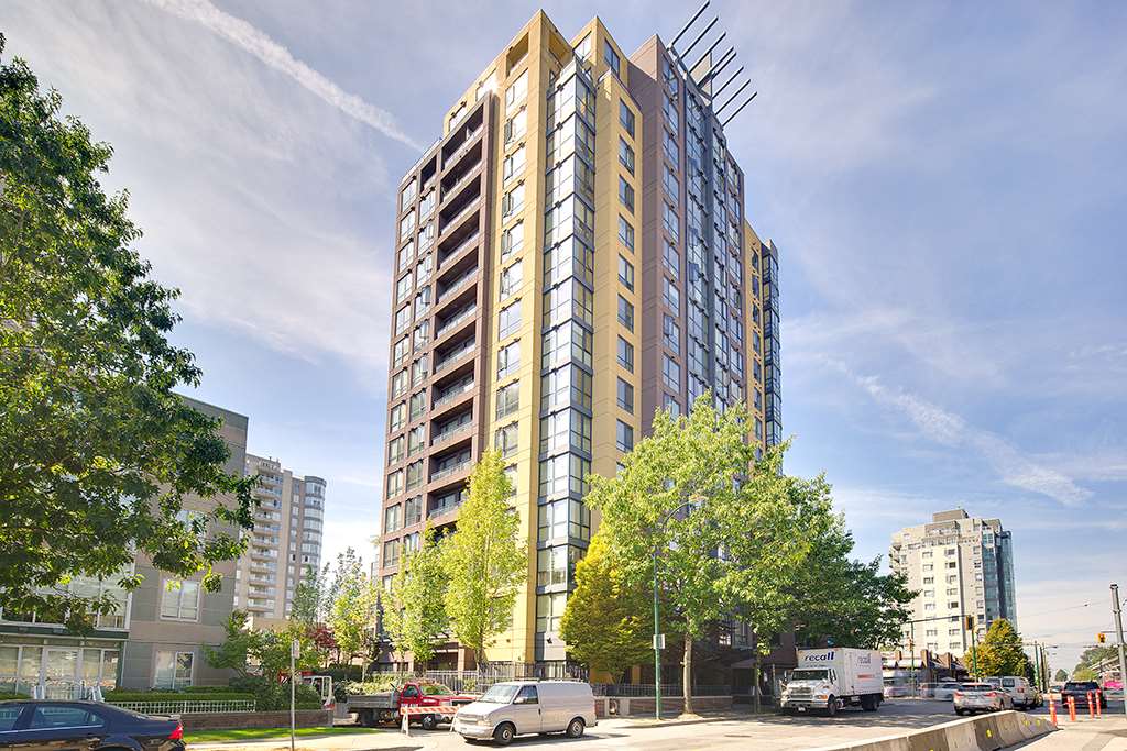 Centro, 3438 Vanness Avenue Vancouver, BC - REW