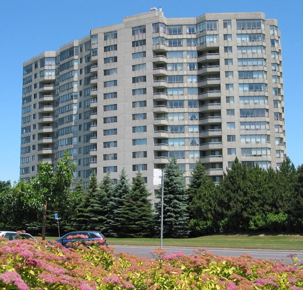 Optima on the Park, 160 Alton Towers Circle Toronto, ON - REW