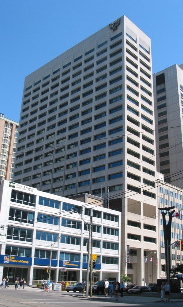 Phoenix Building, 439 University Avenue Toronto, ON - REW