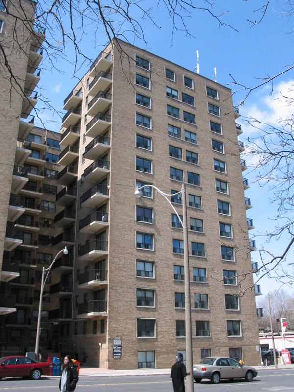 Park Terrace North Tower, 3000 Yonge Street Toronto, ON - REW